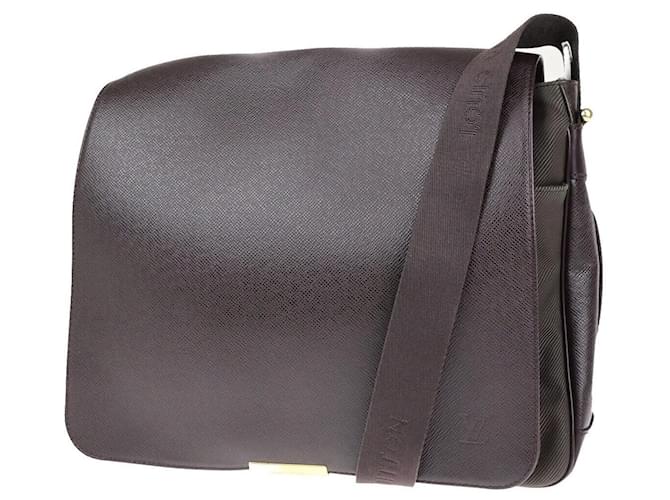 Louis Vuitton Victor Purple Leather ref.1910419 - Joli Closet