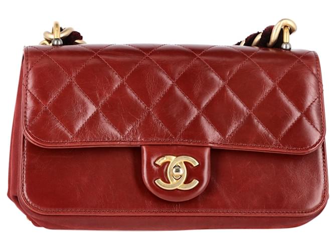 Timeless Chanel Small Paris-Cosmopolite Shoulder Bag in Burgundy Aged ...