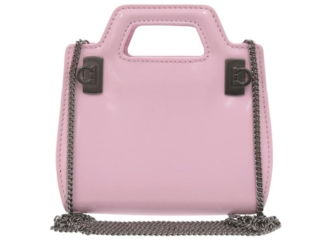 Salvatore Ferragamo Wanda Chain Shoulder Bag Pink Leather ref.1998283 ...