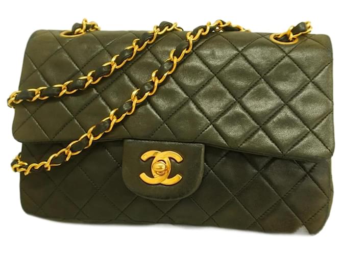 Chanel Black Lambskin Shoulder Bag Leather ref.2005972 - Joli Closet