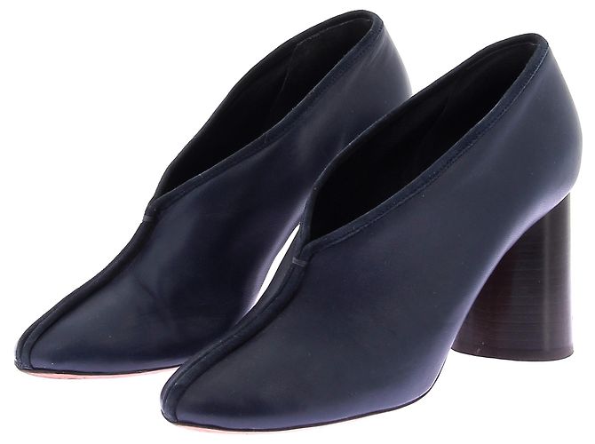 Céline CELINE Heels T.EU 38 Leather Navy blue ref.2010848 - Joli Closet