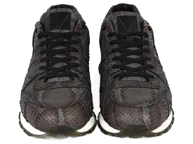 LOUIS VUITTON Trainers T.EU 9 Exotic leathers Grey ref.2040002 - Joli ...