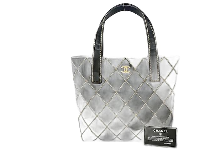 Chanel Wild Stitch Leather Mini Tote Bag Black ref.2119364 - Joli Closet