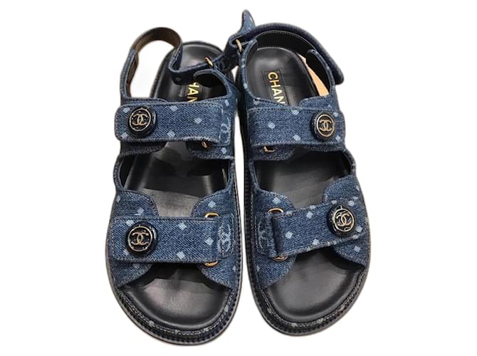 Chanel Sandals Blue Cloth ref.2127734 - Joli Closet