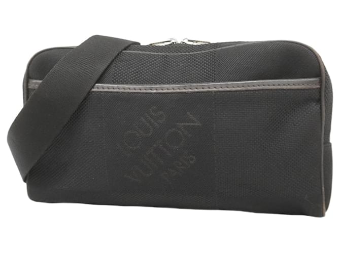 Louis Vuitton Damier Geant Acrobat Body Bag Black ref.2143220 - Joli Closet