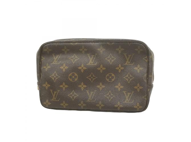 Louis Vuitton Monogram Pouch Brown ref.2189253 - Joli Closet