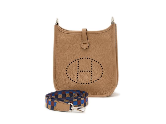 Hermès Hermes Evelyn TPM Handbag Leather ref.2209091 - Joli Closet