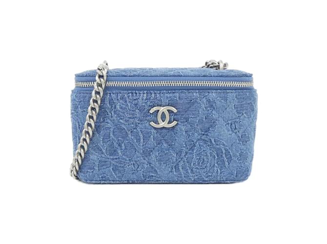 Chanel Denim Shoulder Bag AP3204 Blue ref.2219220 - Joli Closet