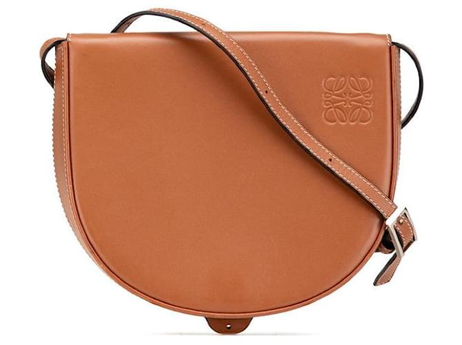 Loewe Anagram Heel Pouch Leather Shoulder Bag ref.2291116 - Joli Closet