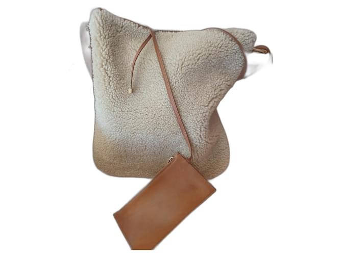 Yves Saint Laurent Hobo Bag with Pouch Lambskin ref.2380200 - Joli Closet
