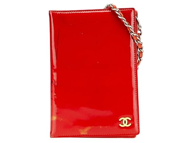 Chanel Coco Mark Card Case in Red Enamel ref.2426326 - Joli Closet
