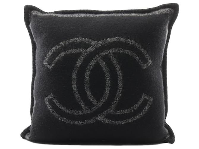 Chanel Coco Mark Wool Cashmere Accessory Brown Black ref.2453775 - Joli ...