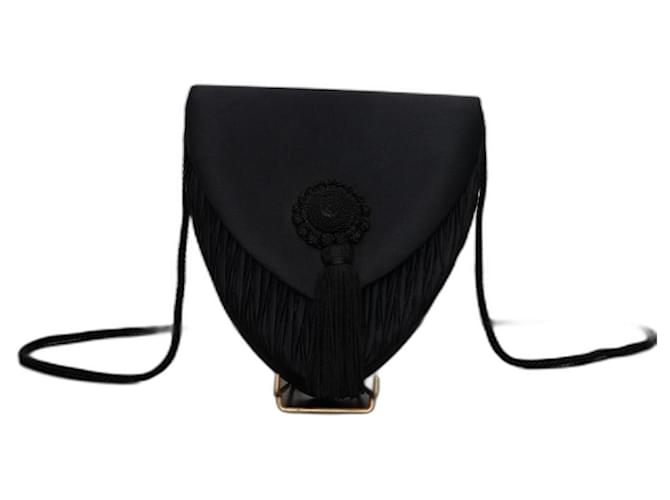 Van Cleef & Arpels Handbags Black Satin ref.2559673 - Joli Closet