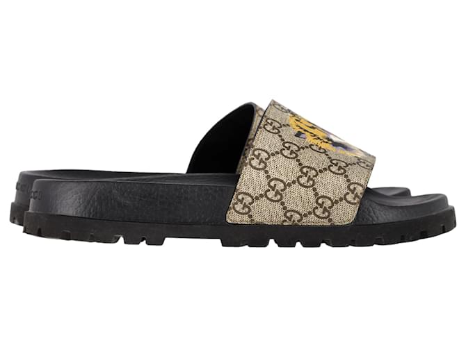 Gucci GG Supreme Tiger Print Sandals in Beige Canvas Multiple colors ...