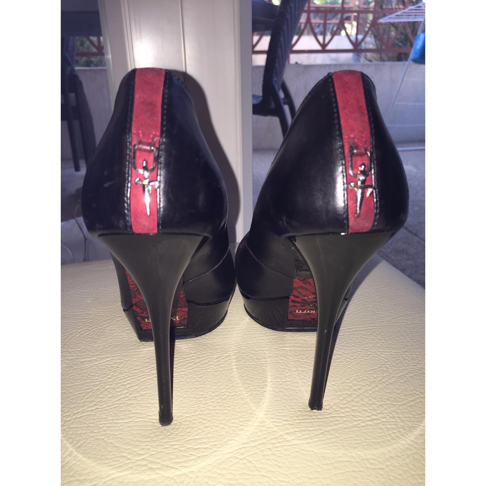 Cesare Paciotti Heels Black Leather ref.19161 - Joli Closet