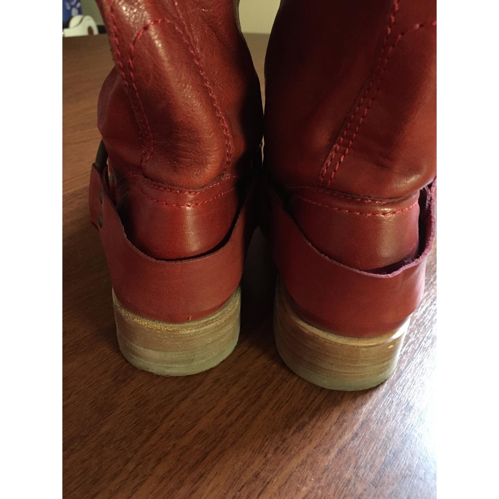 Frye Boots Red Leather ref.27108 - Joli Closet