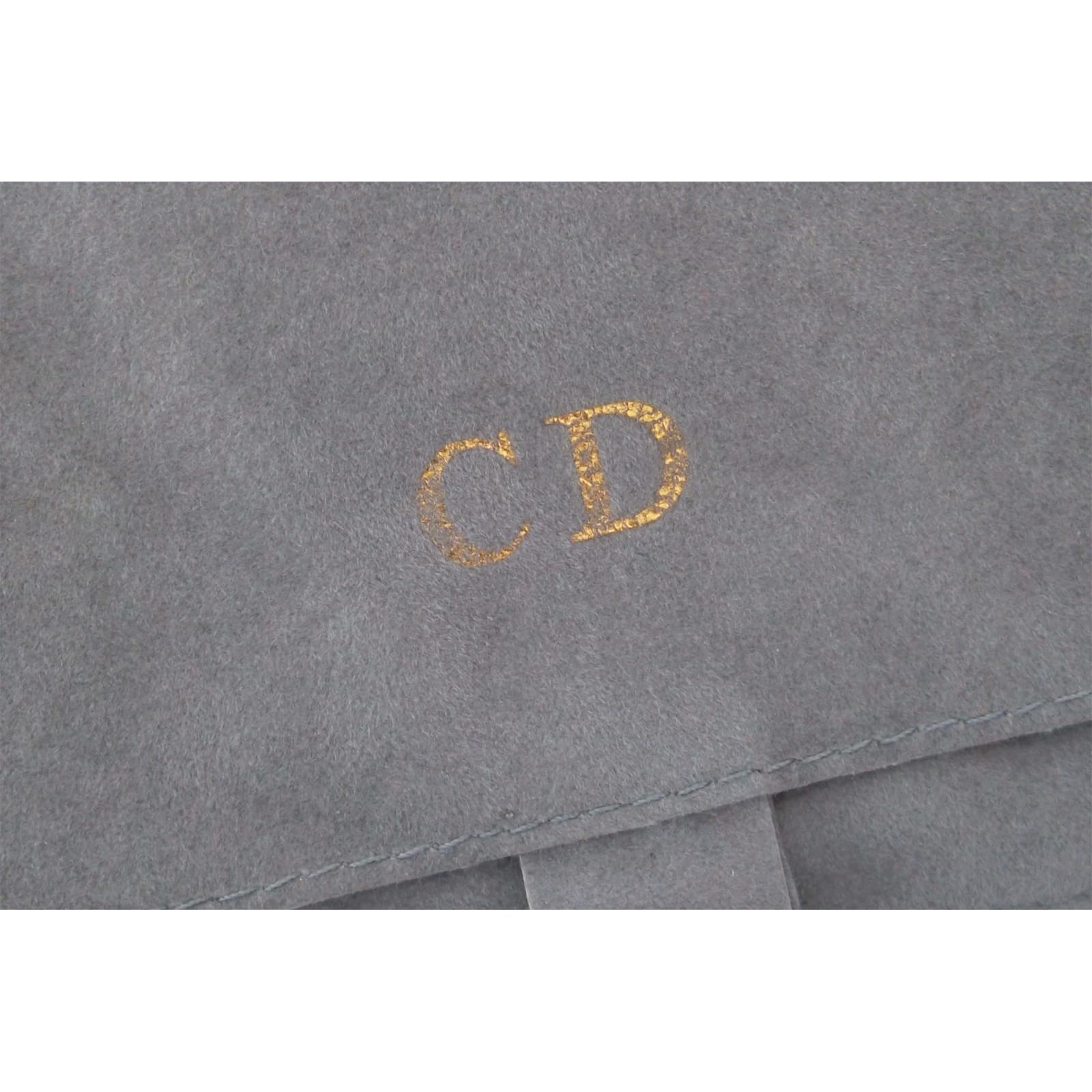 Christian Dior Pin & brooch Golden Gold-plated ref.37547 - Joli Closet