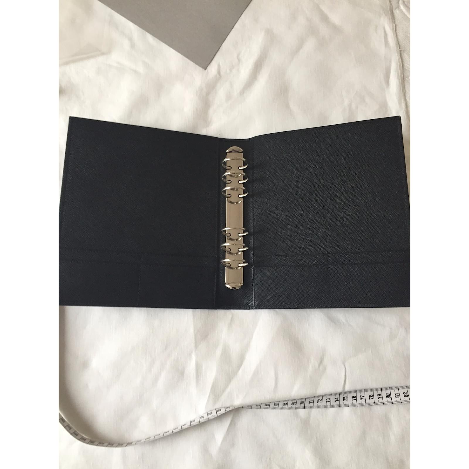 Prada new agenda binder saffiano leather Black ref.50391 - Joli Closet