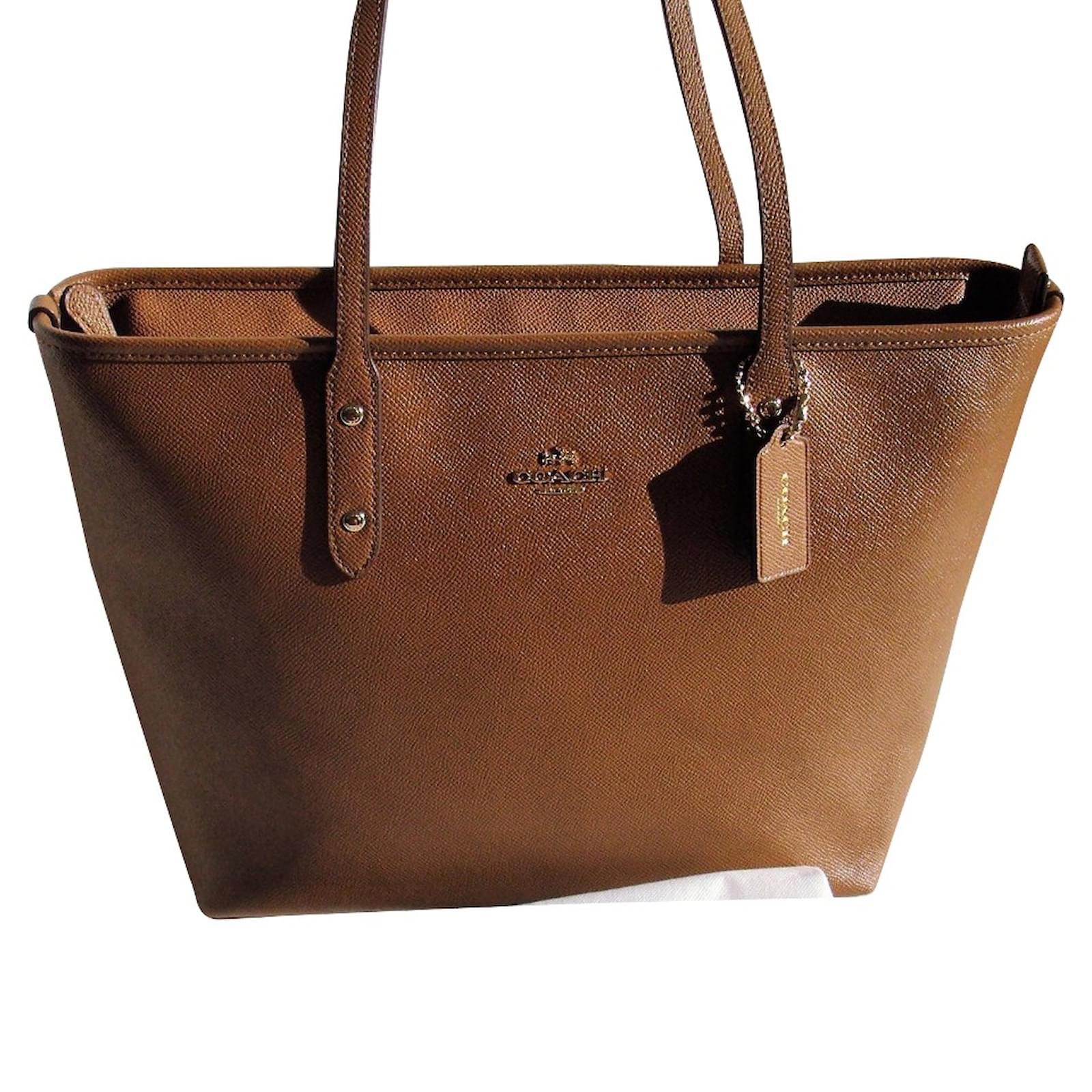 Coach Sacs à main Cuir Marron ref.51941 - Joli Closet