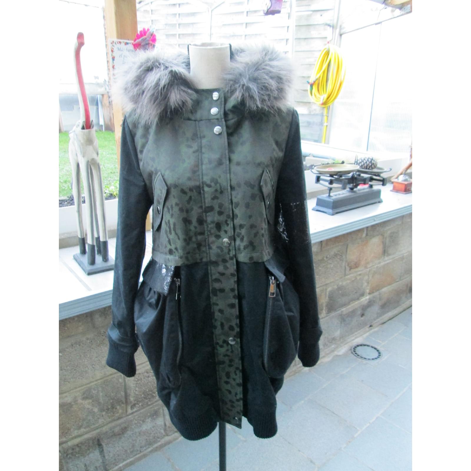 Liu.Jo PARKA PRECIOUS FAME NOIR Coton Kaki ref.52541 - Joli Closet