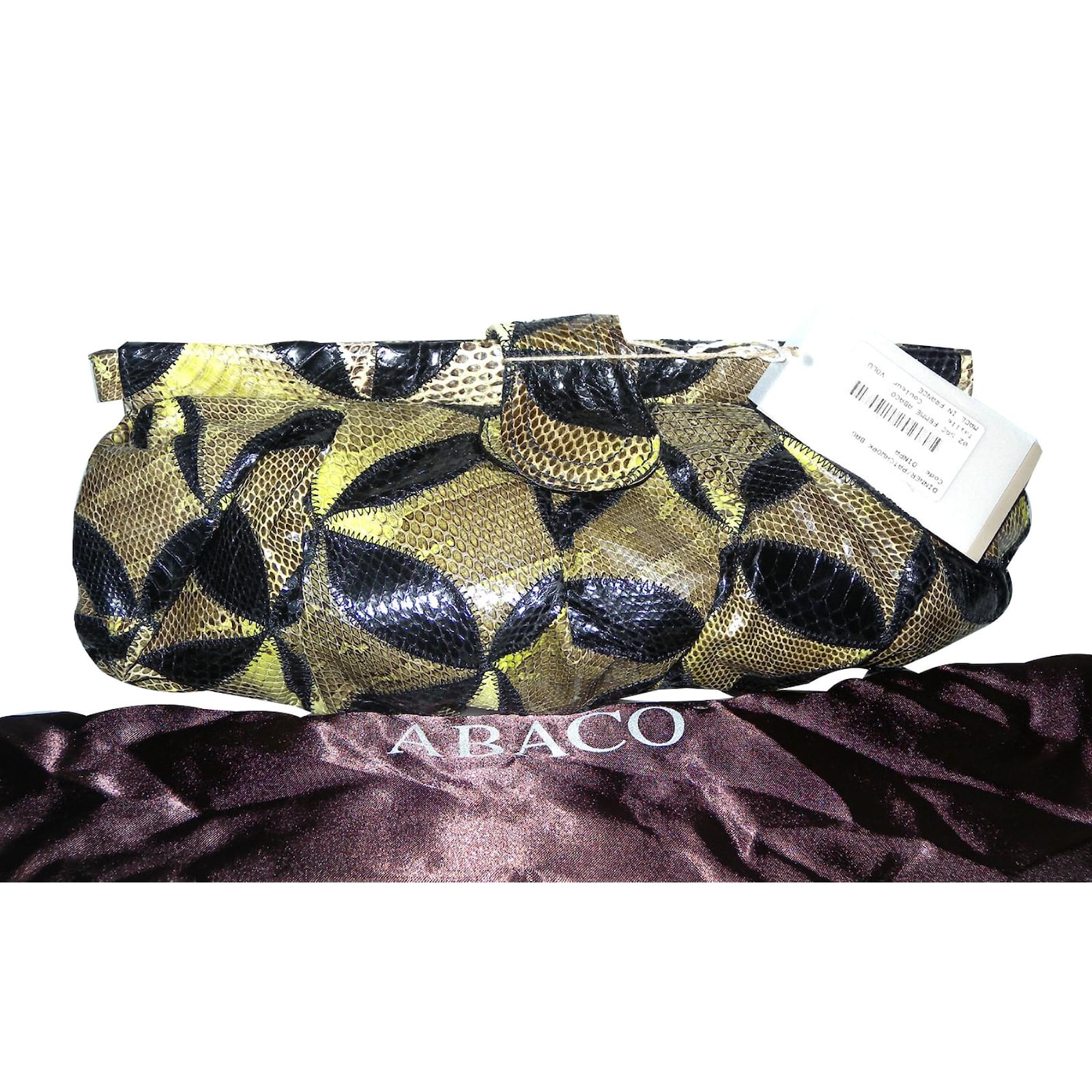 Abaco Clutch bags Black Green Python ref.62341 - Joli Closet