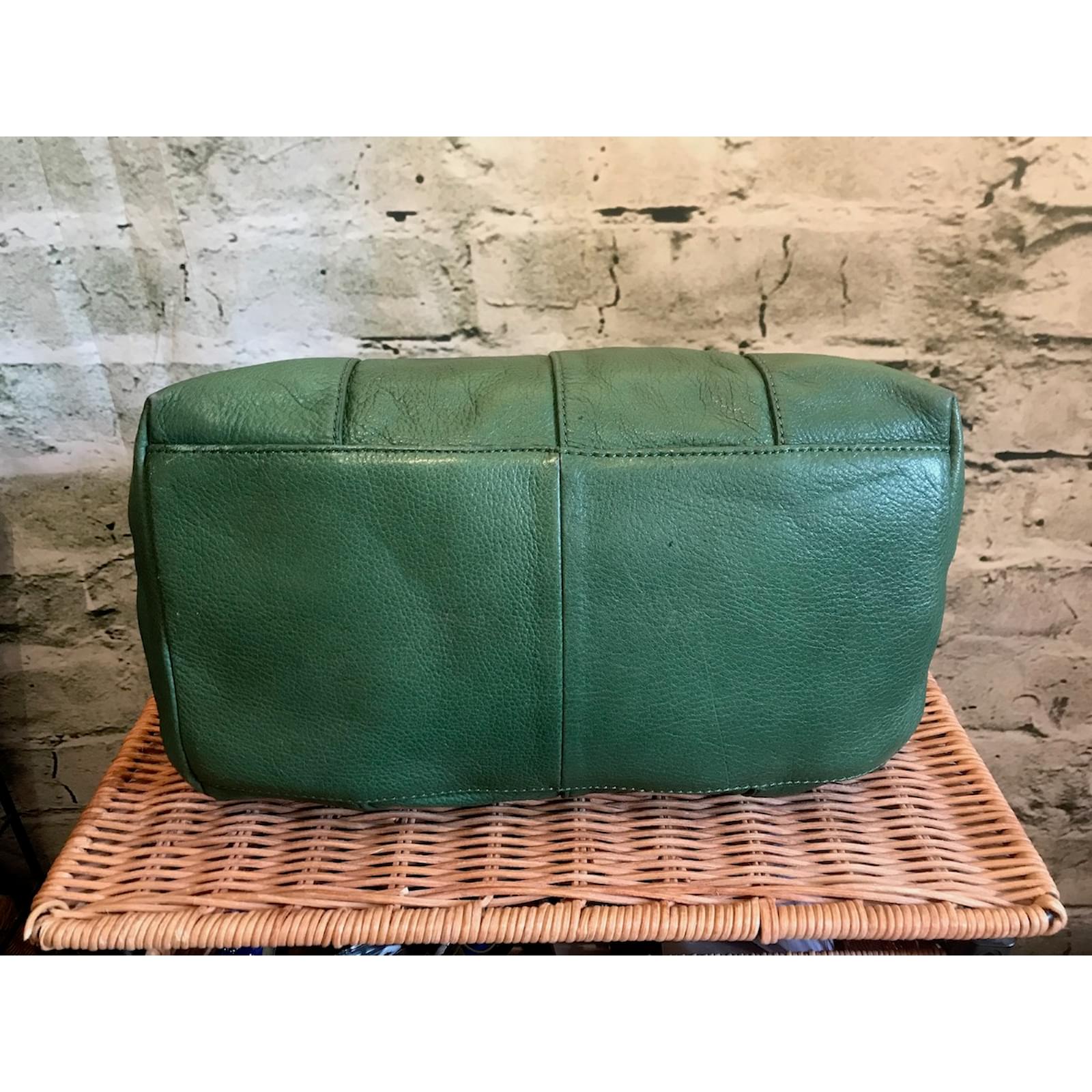 Jaeger Handbags Green Leather ref.79553 - Joli Closet