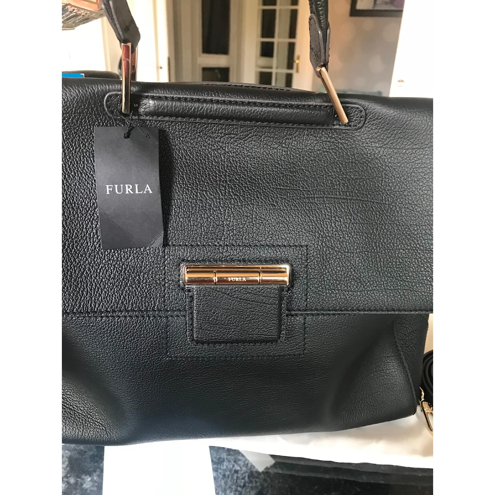 Furla Handbags Black Leather ref.83180 - Joli Closet