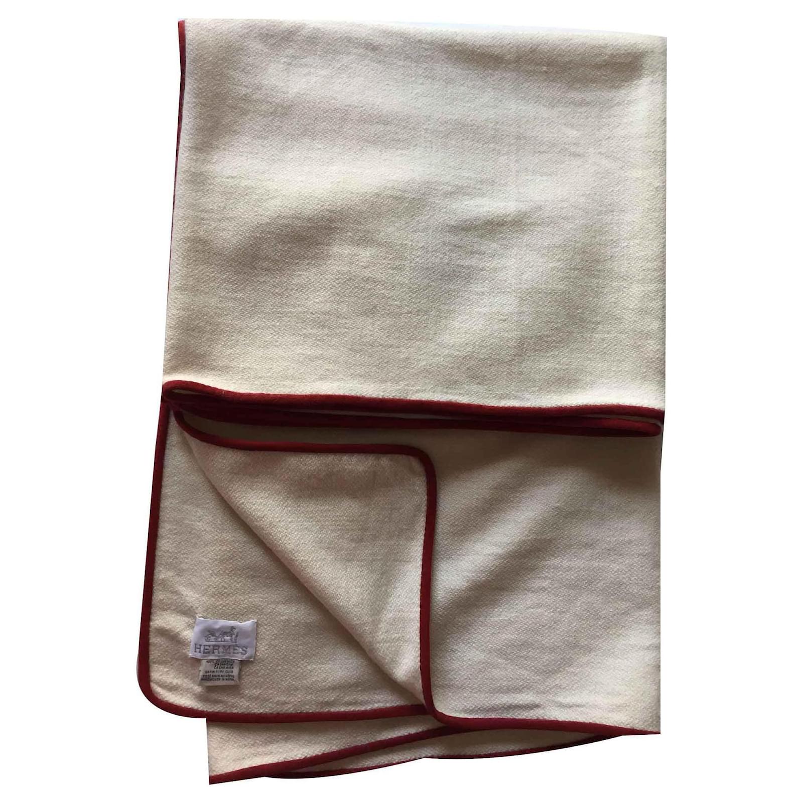 Hermès cashmere plaid from the Panama collection Eggshell ref.117379 ...