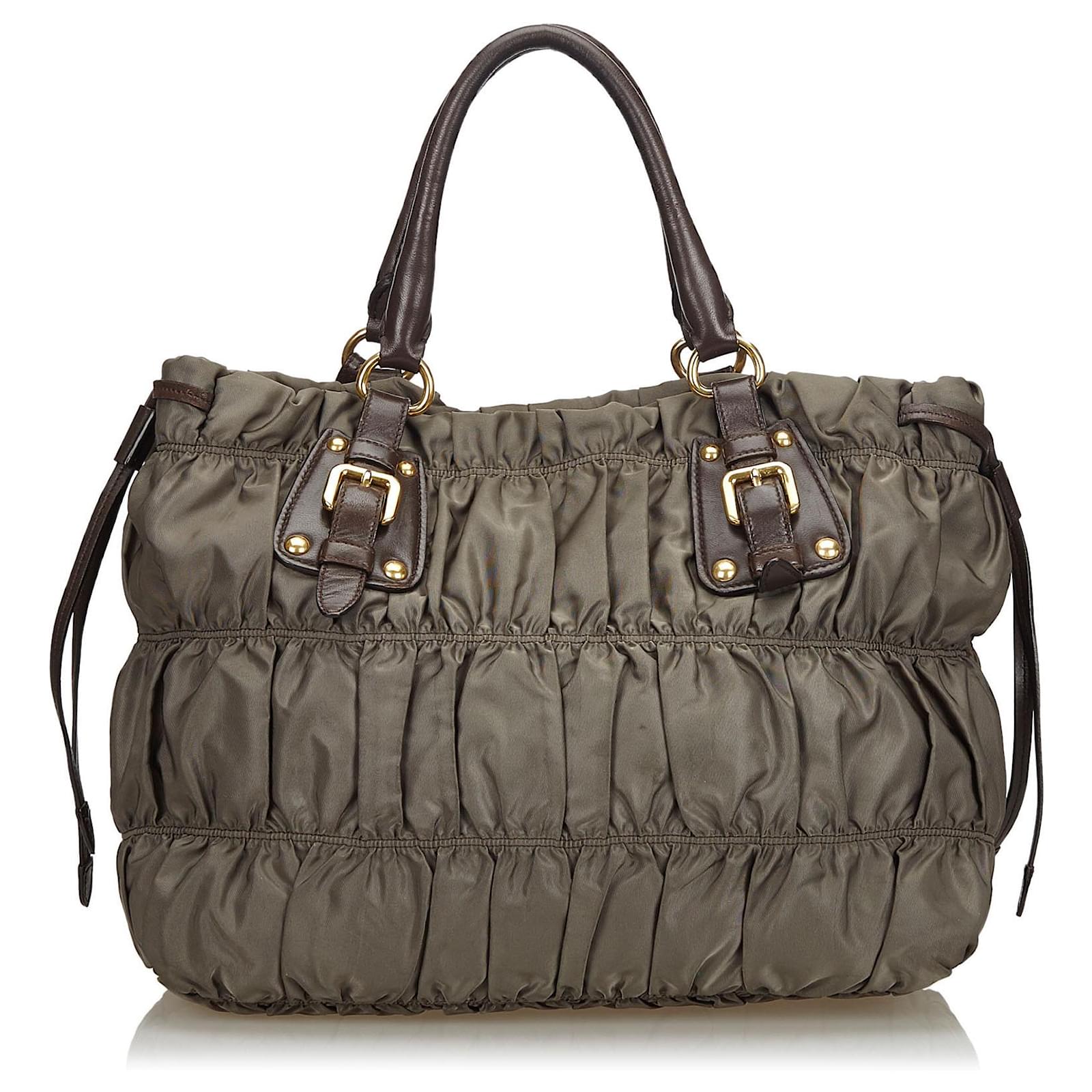 Prada Brown Gathered Nylontasche Braun Dunkelbraun Leder Tuch ref.131391 - Joli Closet