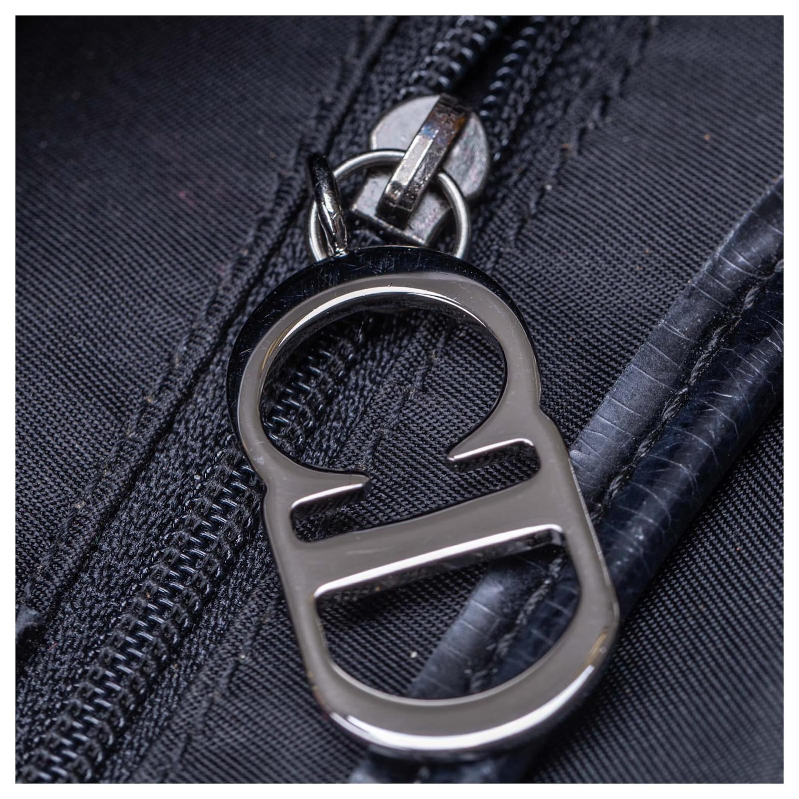 Sacs à main Dior Baguette Dior en nylon noir Cuir,Autre,Nylon,Tissu ...