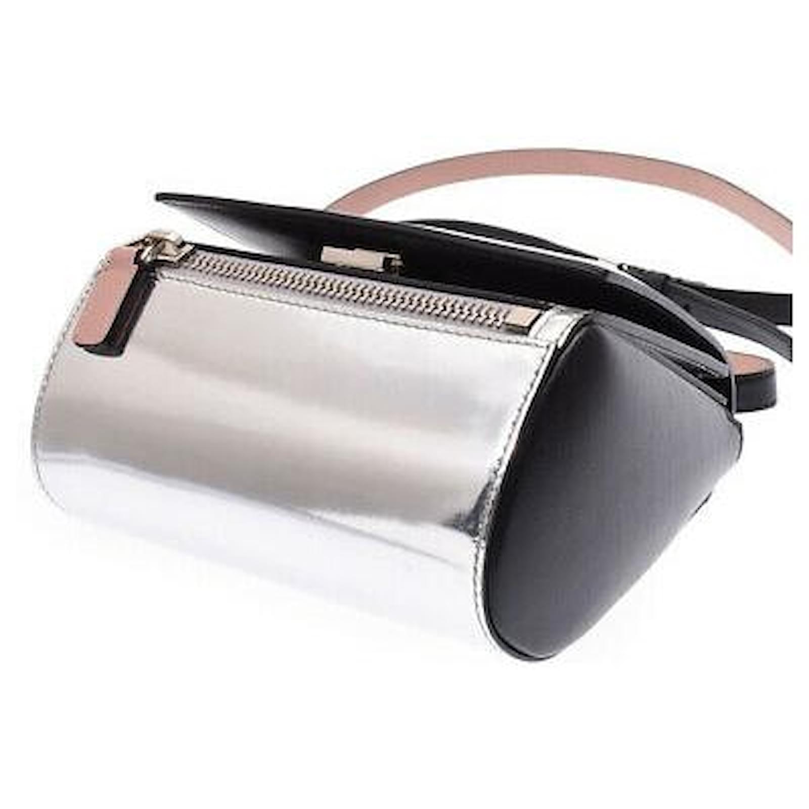 Givenchy Pandora Petit Sac Cuir Argenté ref.134494 - Joli Closet
