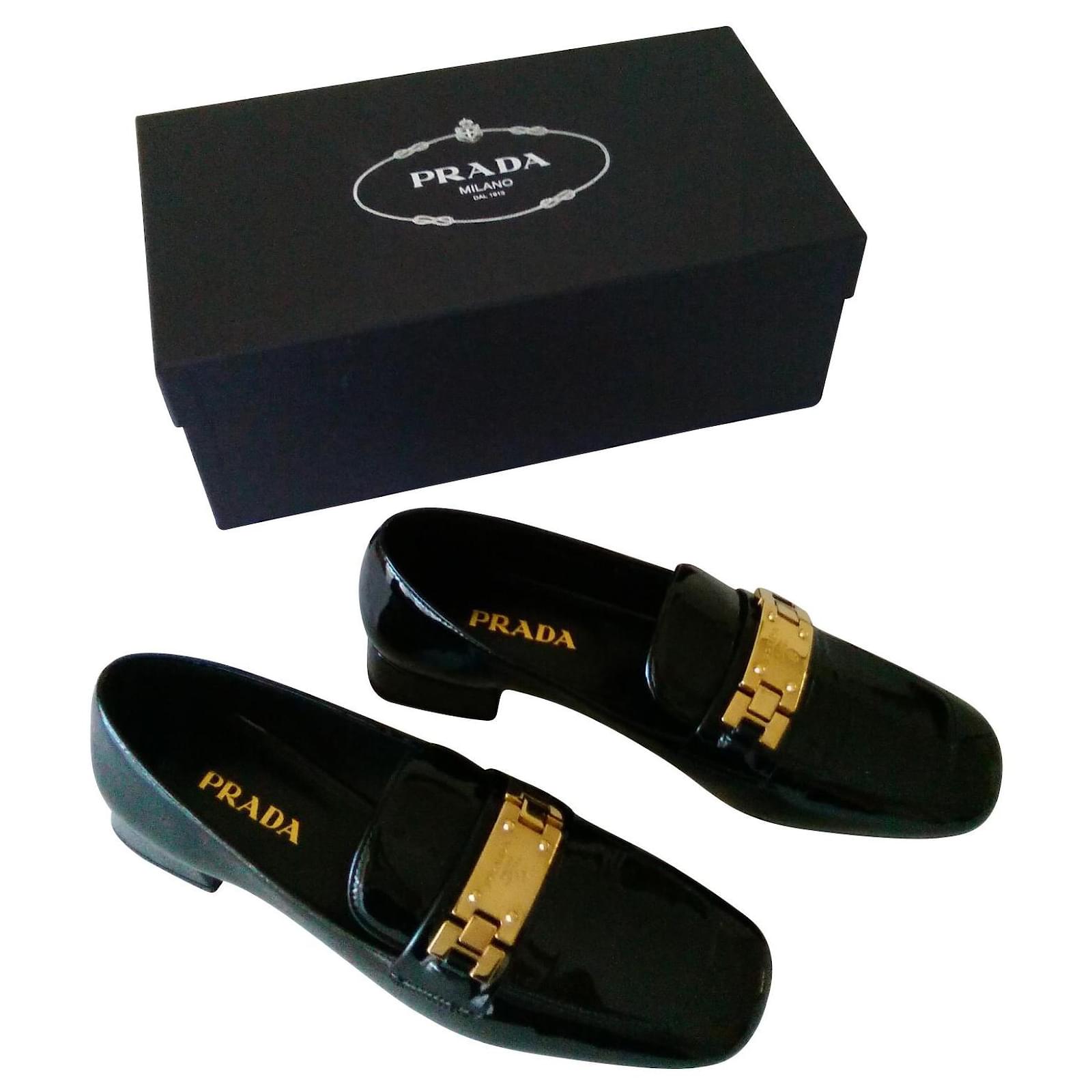 Mocassins PRADA en cuir verni noir Cuir vernis ref.141265 - Joli Closet
