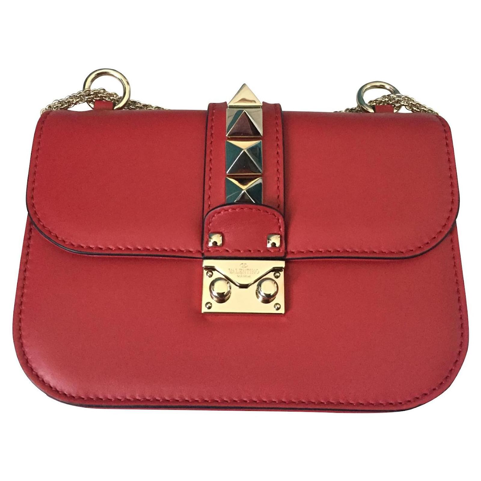 Valentino Garavani Sac Valentino Glam Loco Cuir Rouge ref.141473 - Joli ...