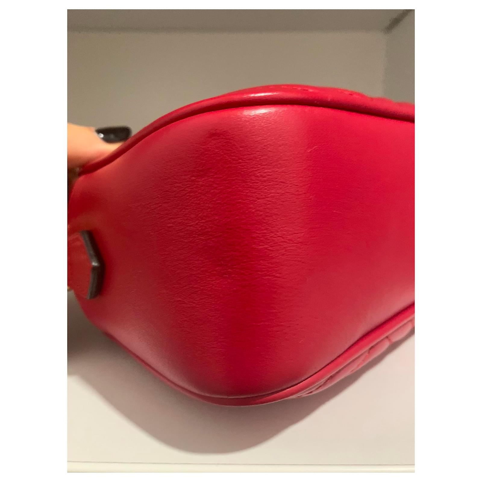 Sac Gucci Marmont Cuir Rouge ref.154736 - Joli Closet