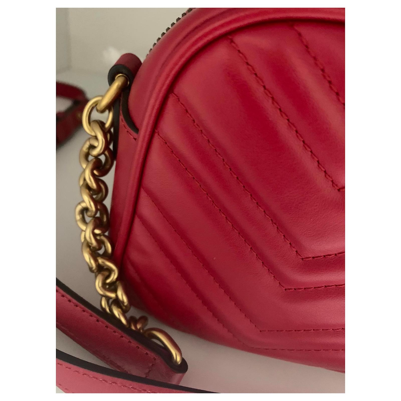 Sac Gucci Marmont Cuir Rouge ref.154736 - Joli Closet