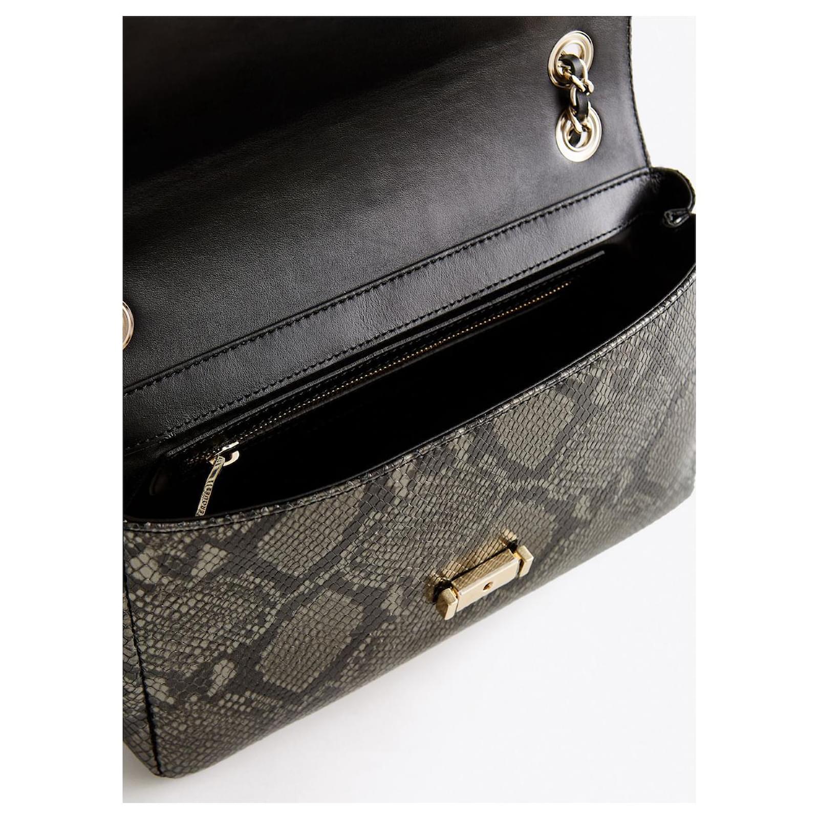 Uterque Handbags Green Patent leather ref.155355 - Joli Closet