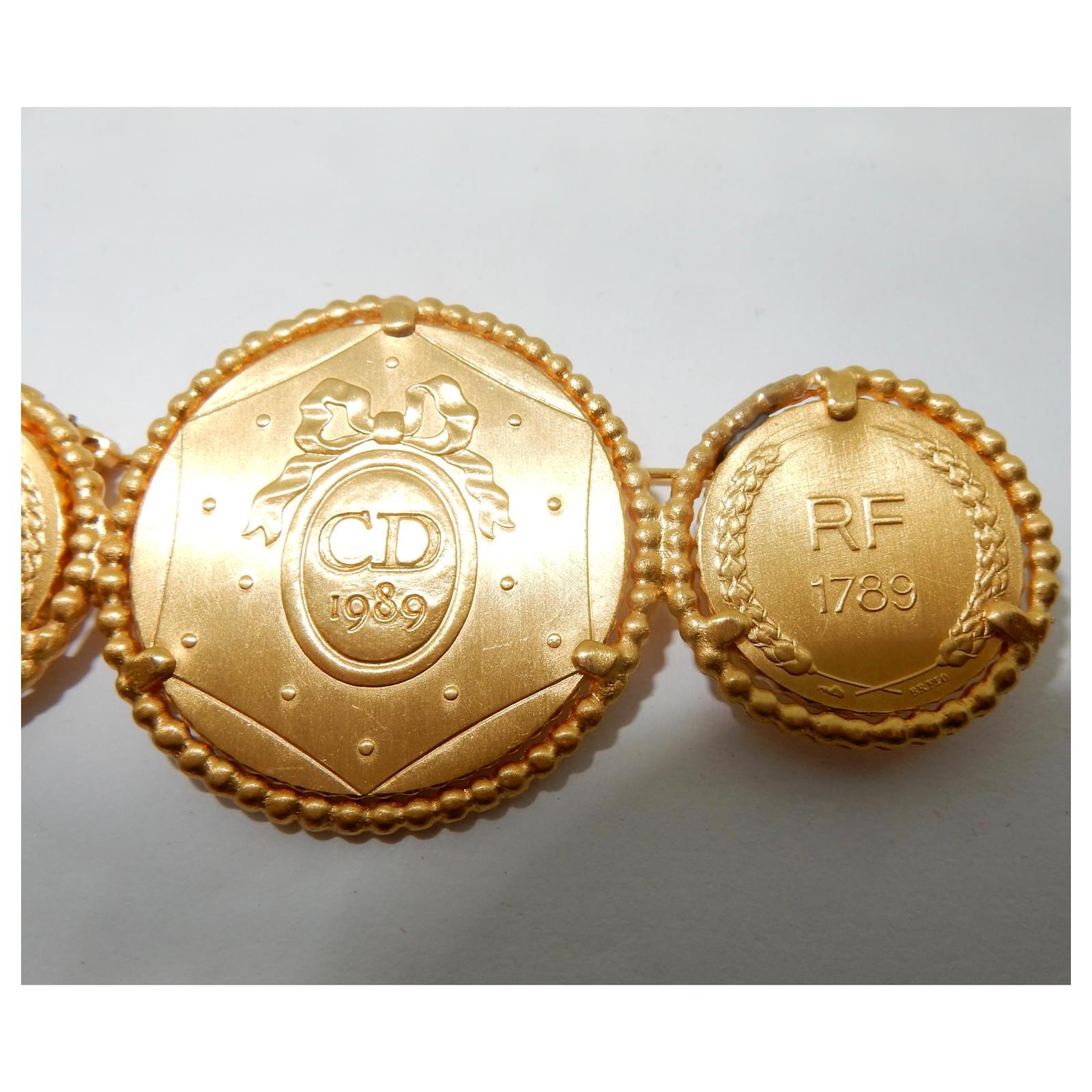 Brooch coin coins 1989 Vintage CHRISTIAN DIOR Golden Metal ref.157784 ...
