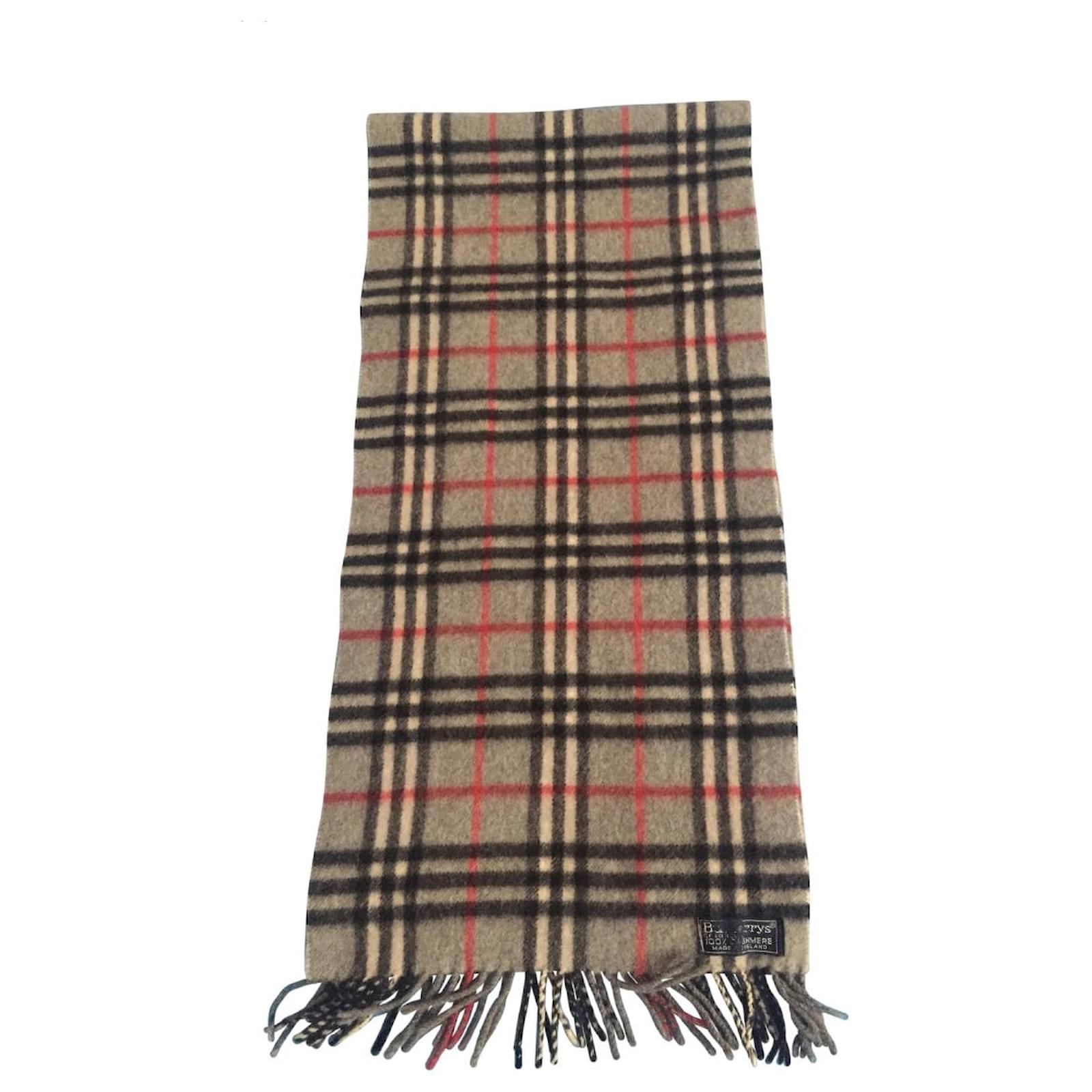 Gray burberry scarf Grey Cashmere ref.161992 - Joli Closet