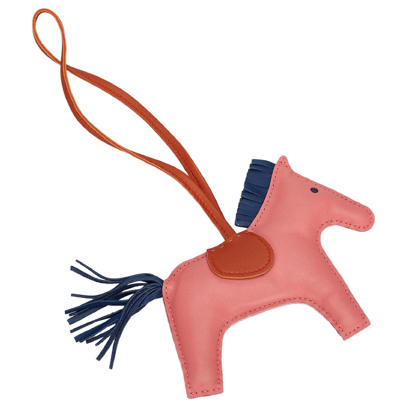 Hermès Hermes Pink Grigri Rodeo Bag Charm Cuir Rose Bleu ref.166513 ...