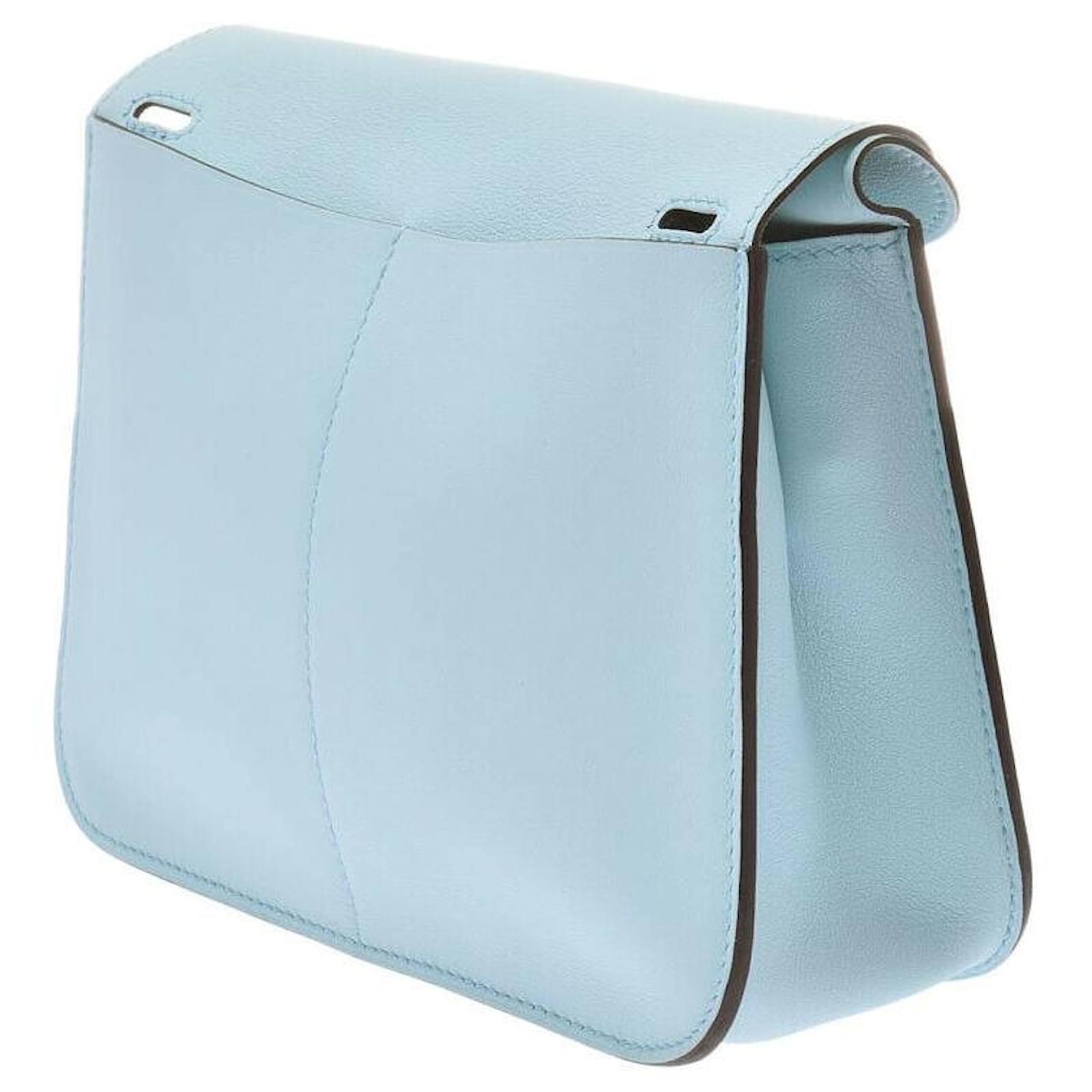 Hermès Arzan Blue Leather ref.166570 - Joli Closet