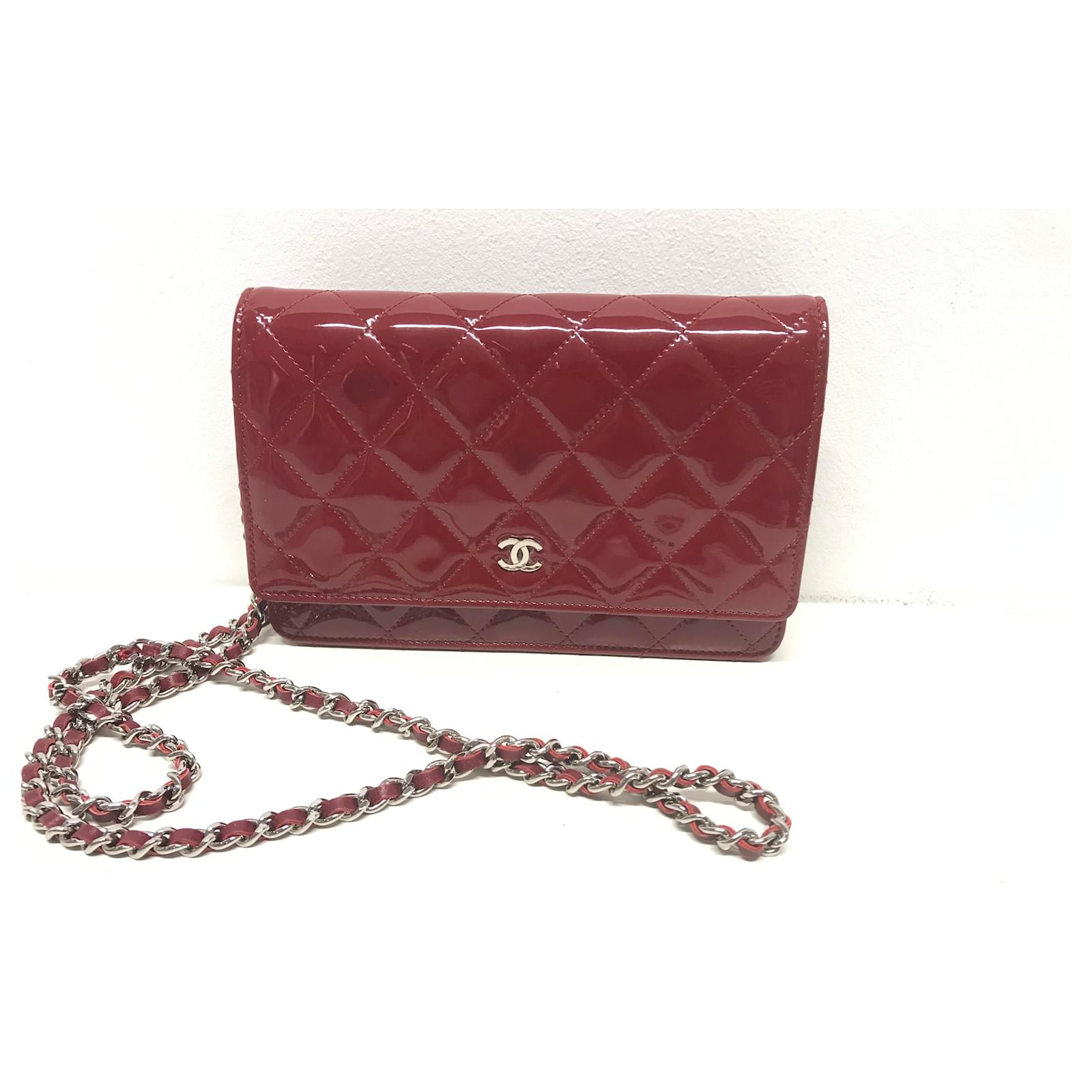 Chanel Woc Red Patent leather ref.167406 - Joli Closet