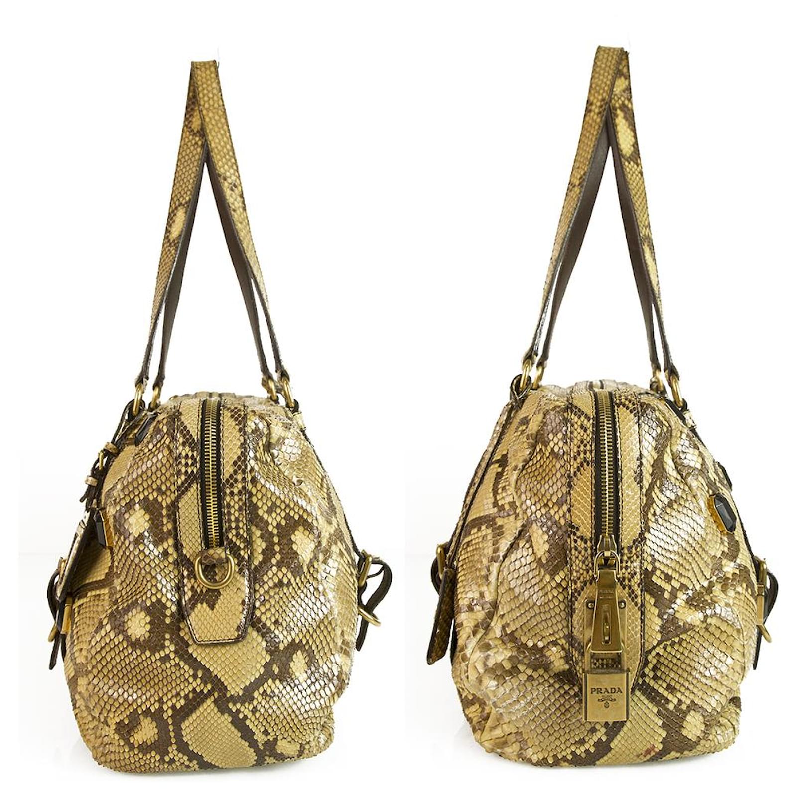 Prada Beige Python Leather Large Jeweled Padlock Shoulder Bag Sac à main cabas Cuirs exotiques ...