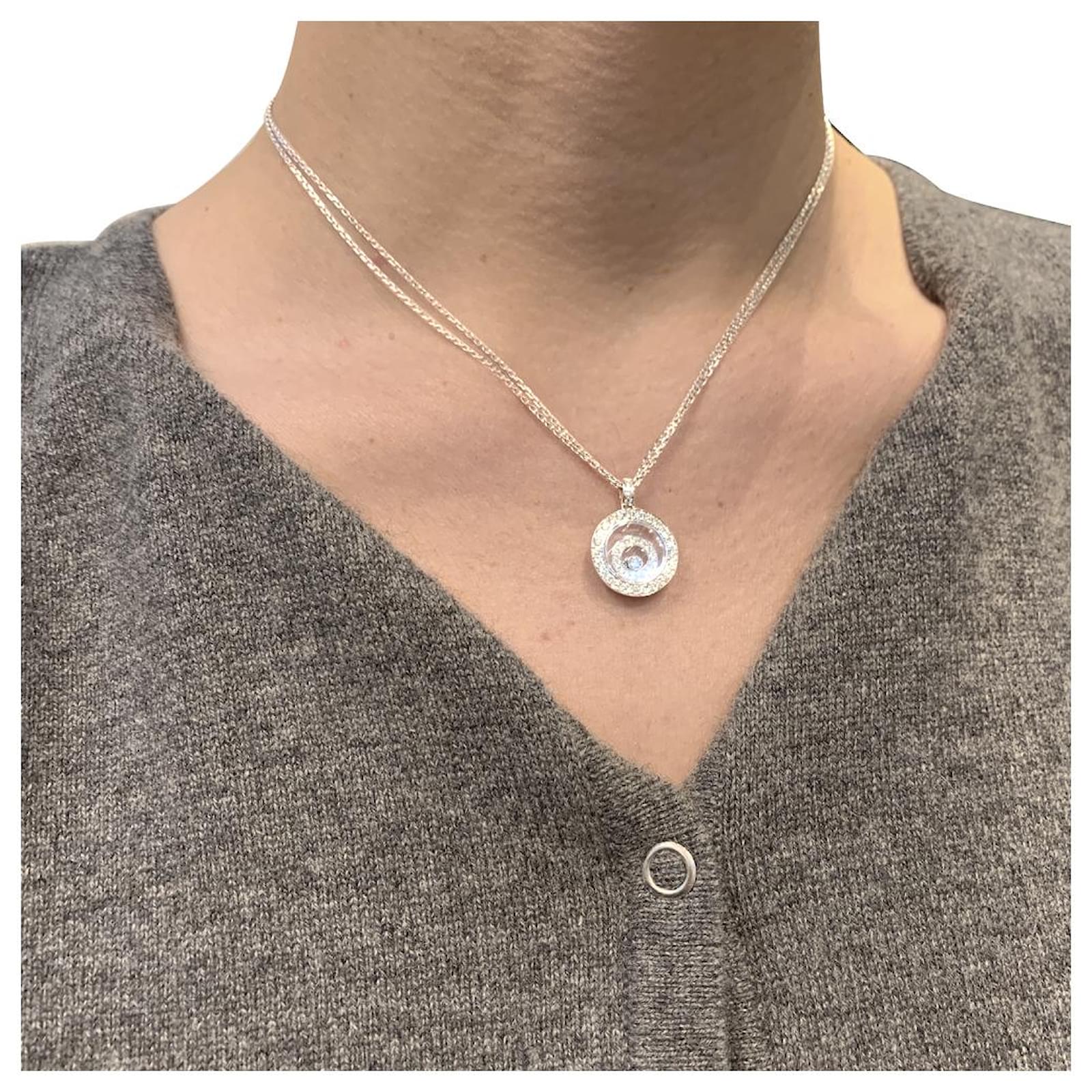 Chaîne et pendentif Chopard "Happy Spirit" en or blanc, diamants ref ...