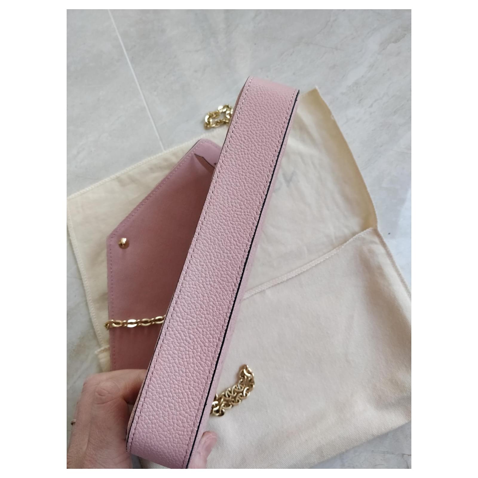 Louis Vuitton Pochette Pink Leather ref.184164 - Joli Closet