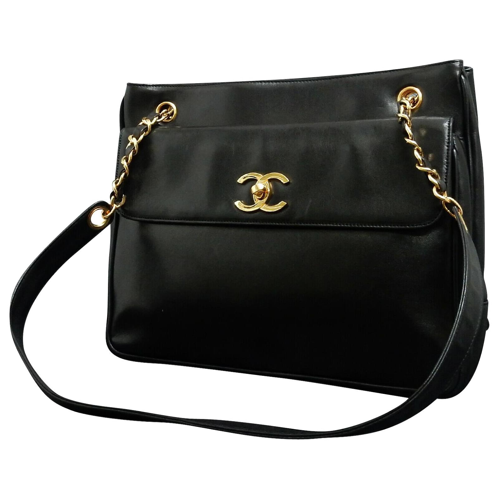 Mala de Ombro Vintage Chanel Preto Couro ref.186142 - Joli Closet