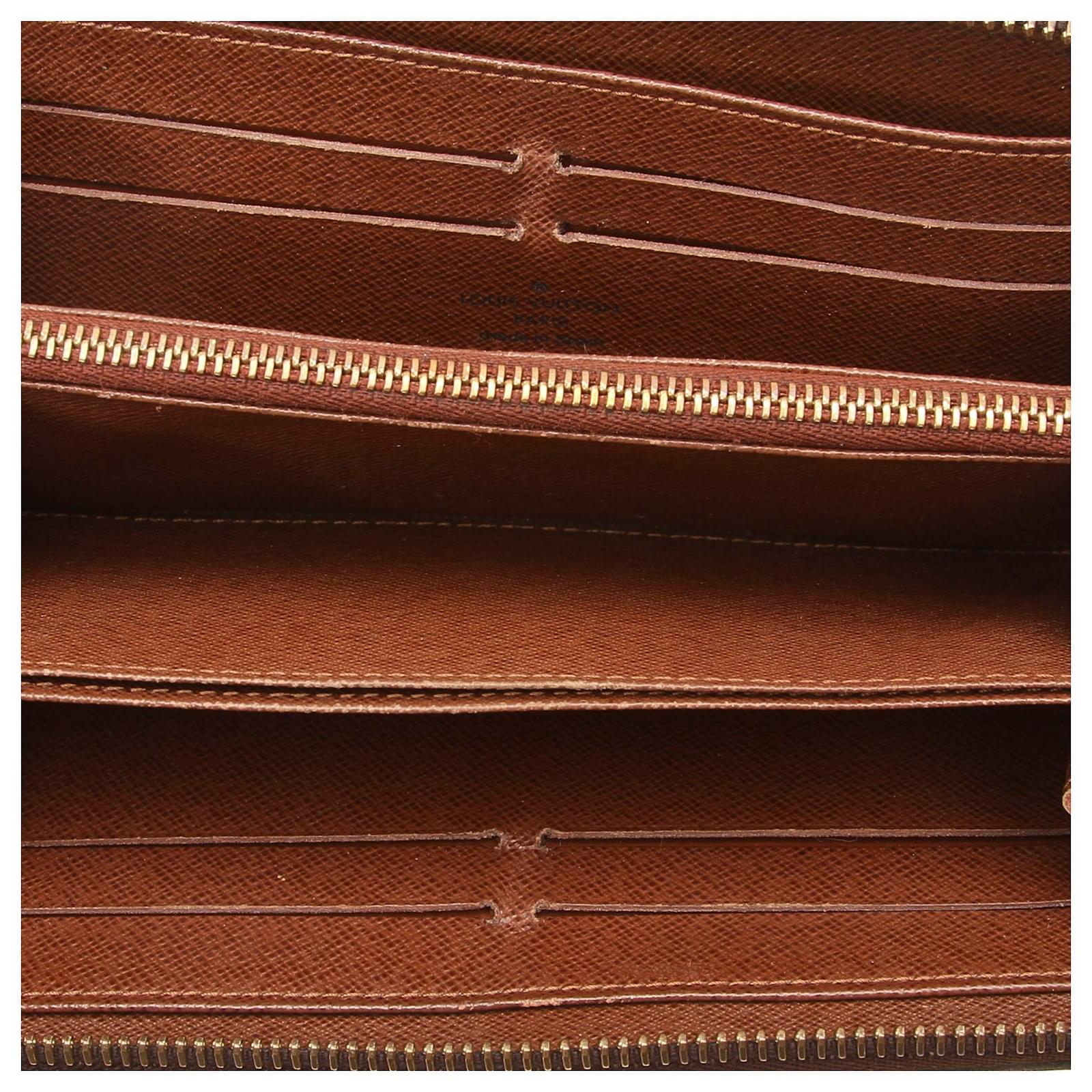 Louis Vuitton Brown Monogram Zippy Wallet Toile Marron ref.188469 ...