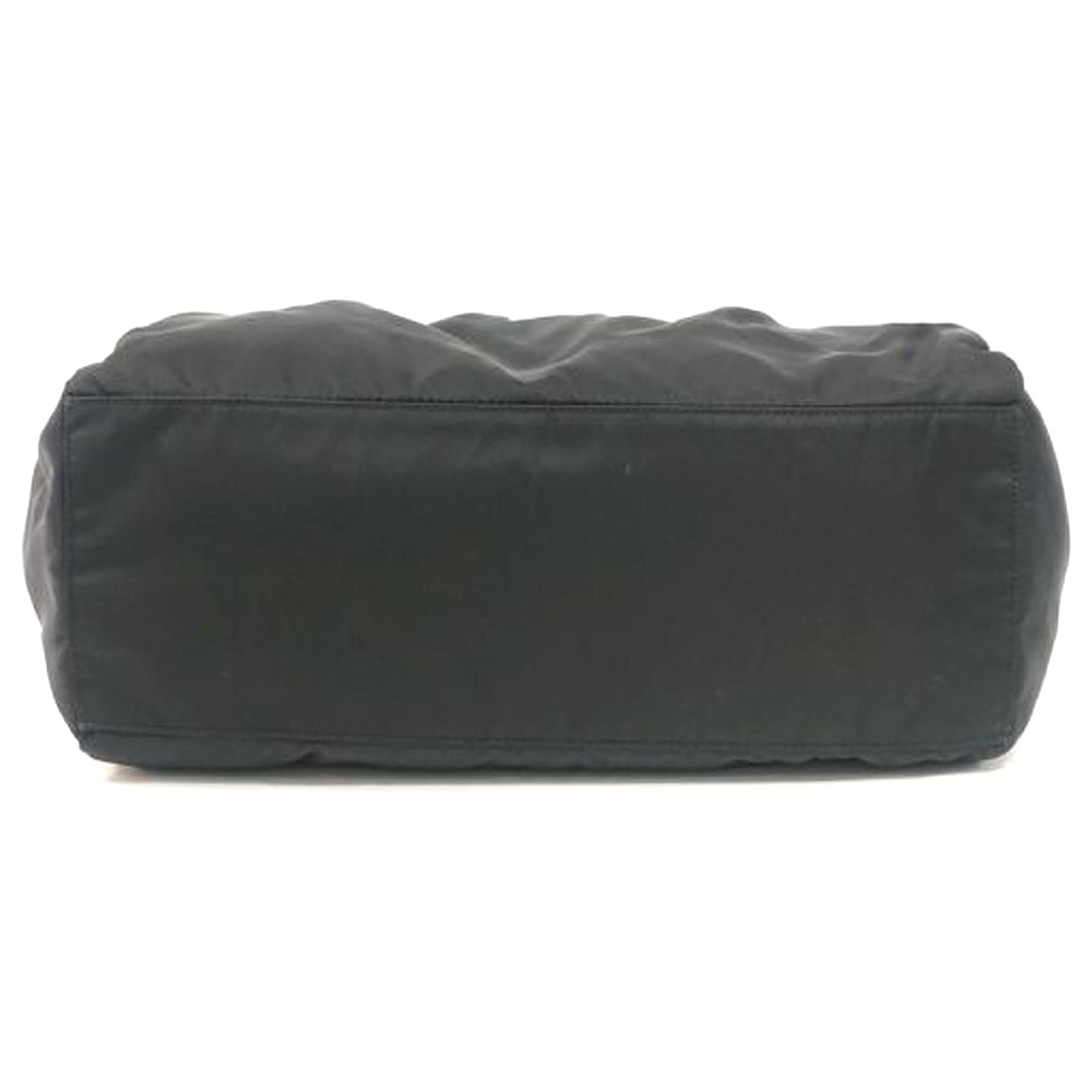 Sacoche Prada Tessuto Noir Cuir Veau façon poulain Nylon Tissu ref ...
