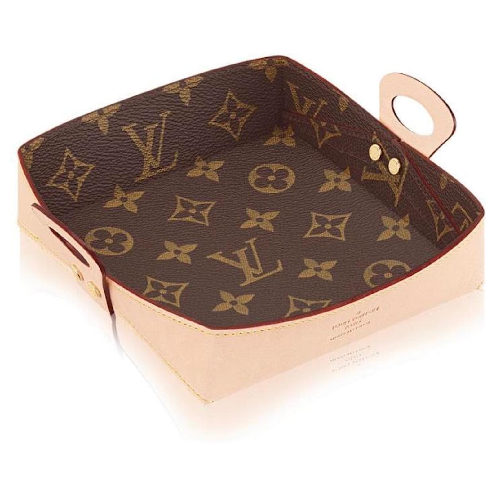 Louis Vuitton LV monogram valet tray Brown Leather ref.191070 - Joli Closet