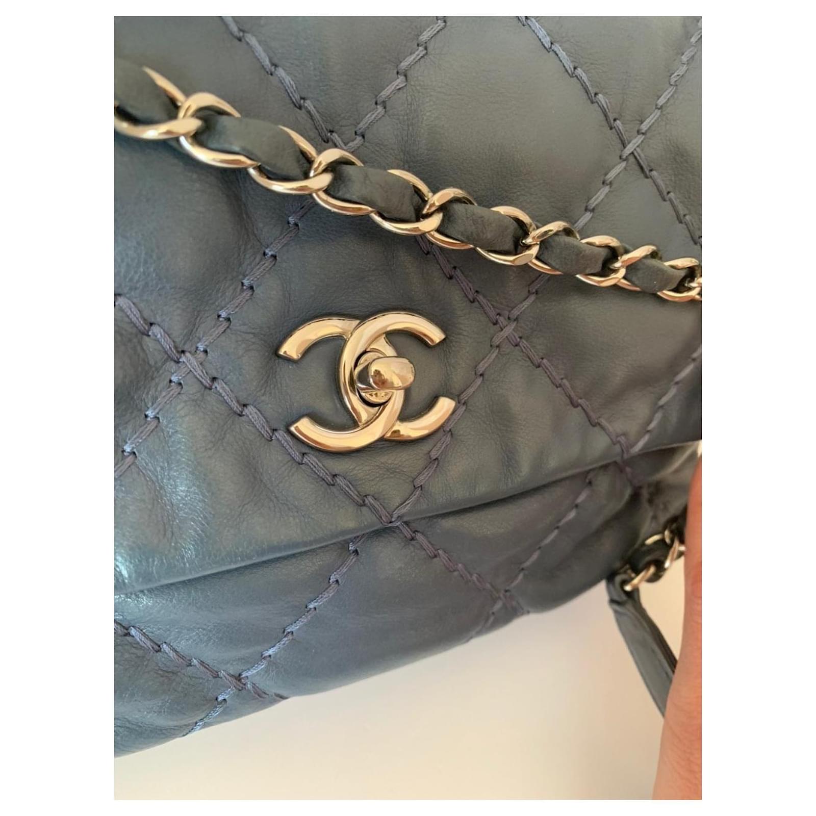 Timeless Chanel Blue Leather ref.197148 - Joli Closet