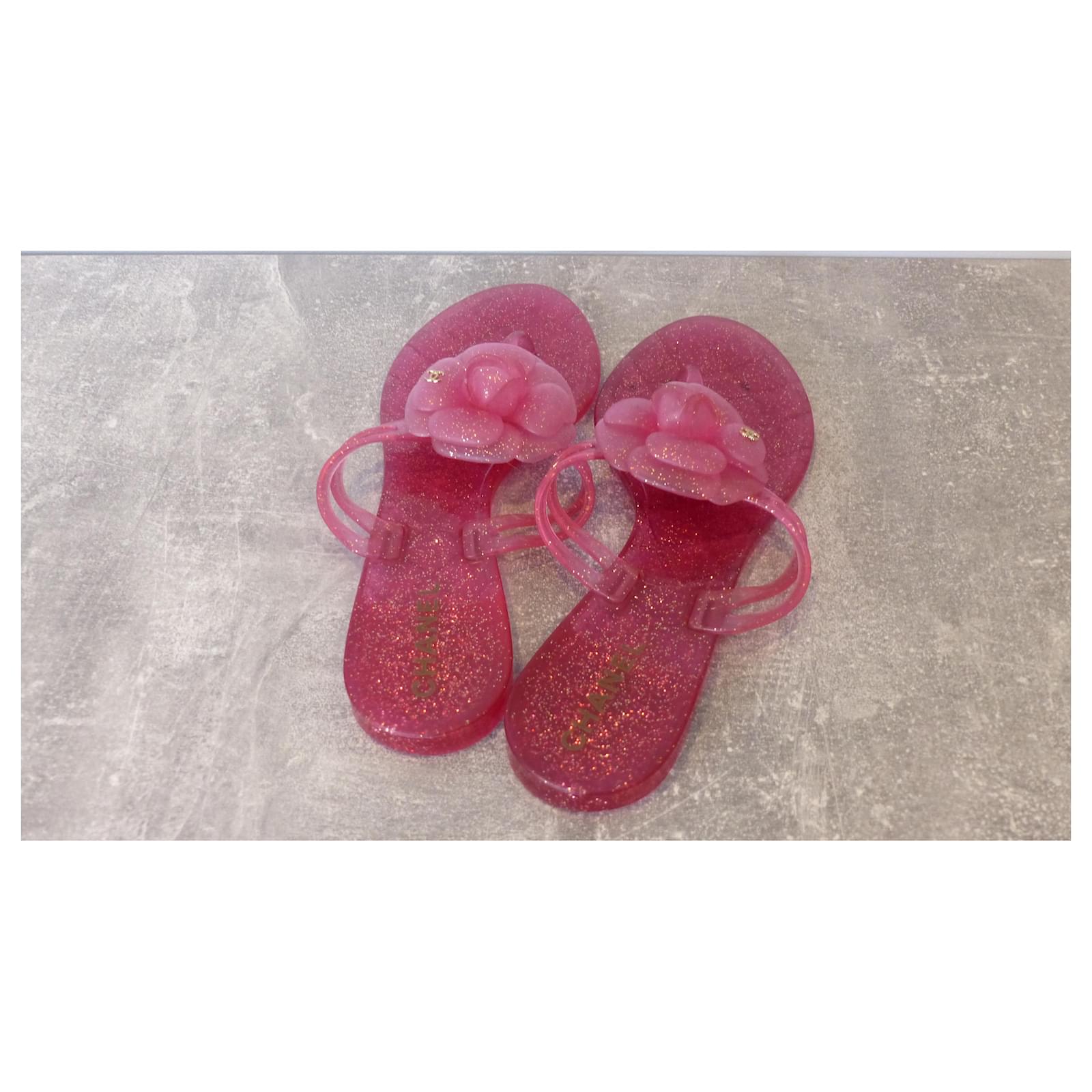 Chanel Glitter Camellia Sandals Pink Resin ref.201569 - Joli Closet